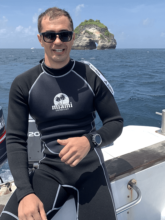 Our Team - Divinguru