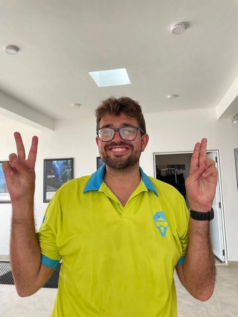 Our Team - Divinguru